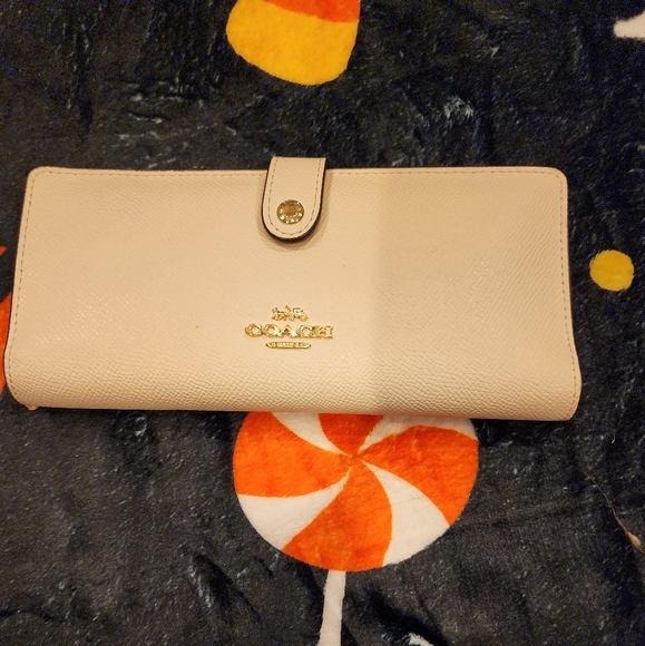Coach | Bags | Coach Chalk Wallet | Poshmark